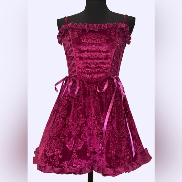 Sugar Thrillz | Dresses | Dolls Kill Sugar Thrillz Sweet Icing Velvet ...